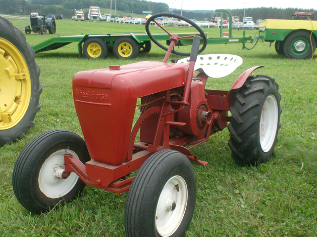 Red Tractor | Muskoka Pioneer Power